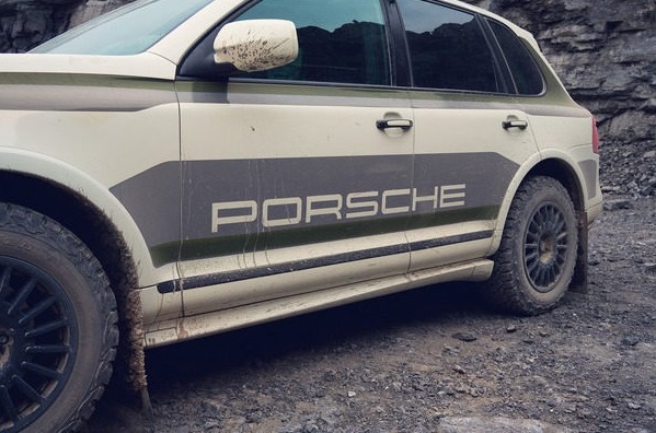 Decal Set, Cayenne E1, “Hunt”. Porsche Doncaster Online Shop