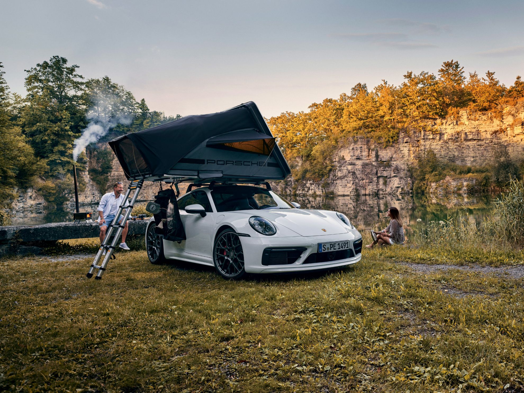 Roof Tent in Black & Dark Grey. Porsche Doncaster Online Shop