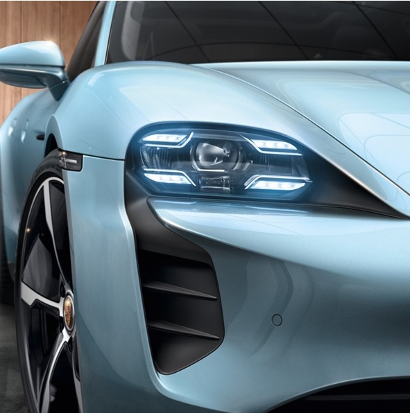 Taycan Headlamp Set with LED Matrix in Glacier Blue incl. (PDLS+ ...